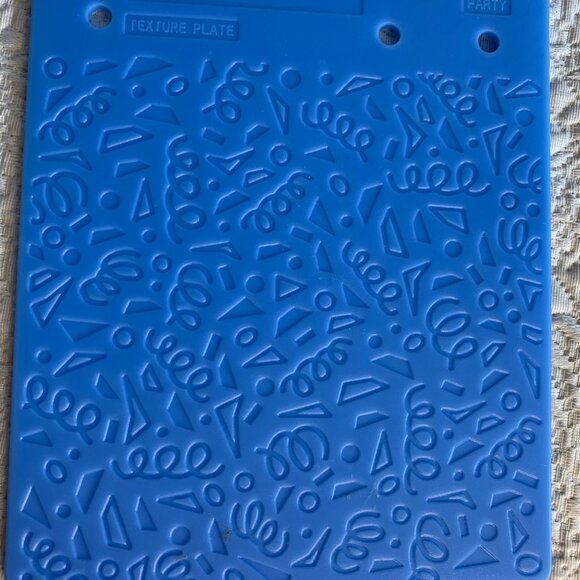 Fiskars | Office | Scrapbooking Fiskars Party Whimsy Embossing Plate ...